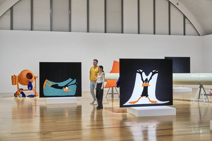 Daffy Duck. Here’s to imperfection! | SCHIRN KUNSTHALLE FRANKFURT